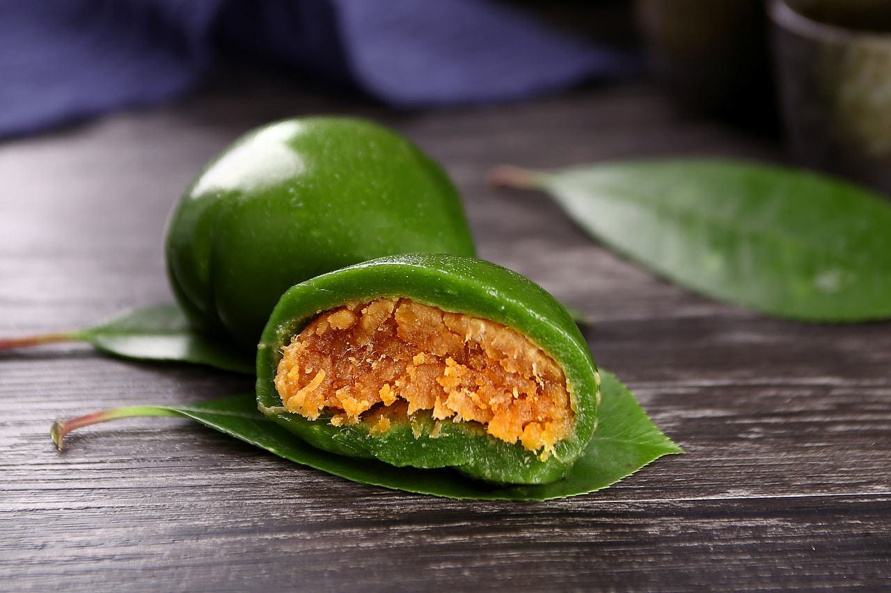 What is qingtuan and where to eat it in Shanghai | by Shanghaiist.com ...