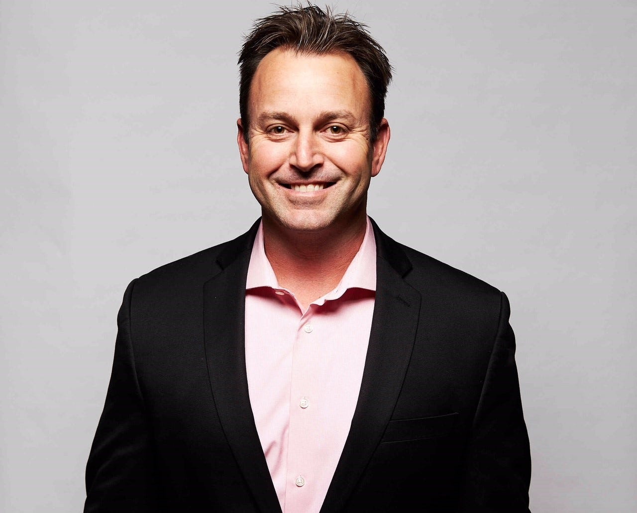 “5 Ways To Create a Wow! Customer Experience” With Sean Ferrel of ...