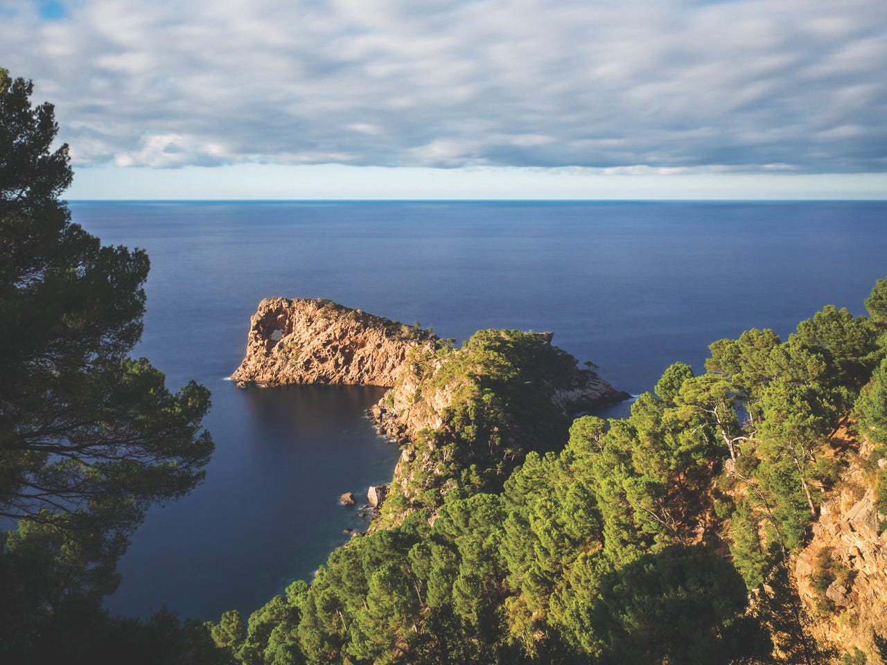Mallorca: Retreat and Inspiration - DELUXE Mallorca - Medium
