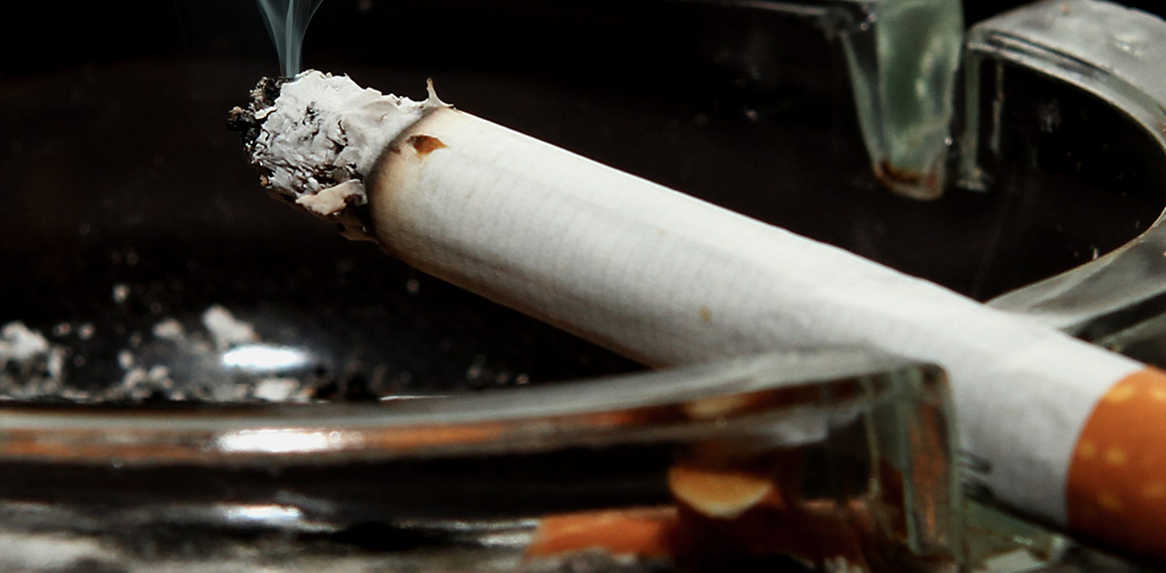 Um relato sobre cigarro. E a paixão que ele exerce | by Fábio Chap | Medium