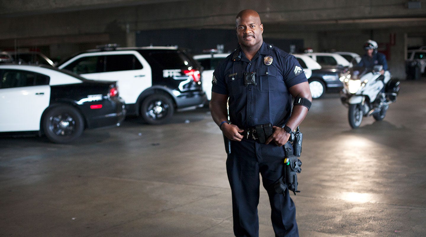 On the Beat with the Skid Row Cop Who Polices America’s Homeless ...