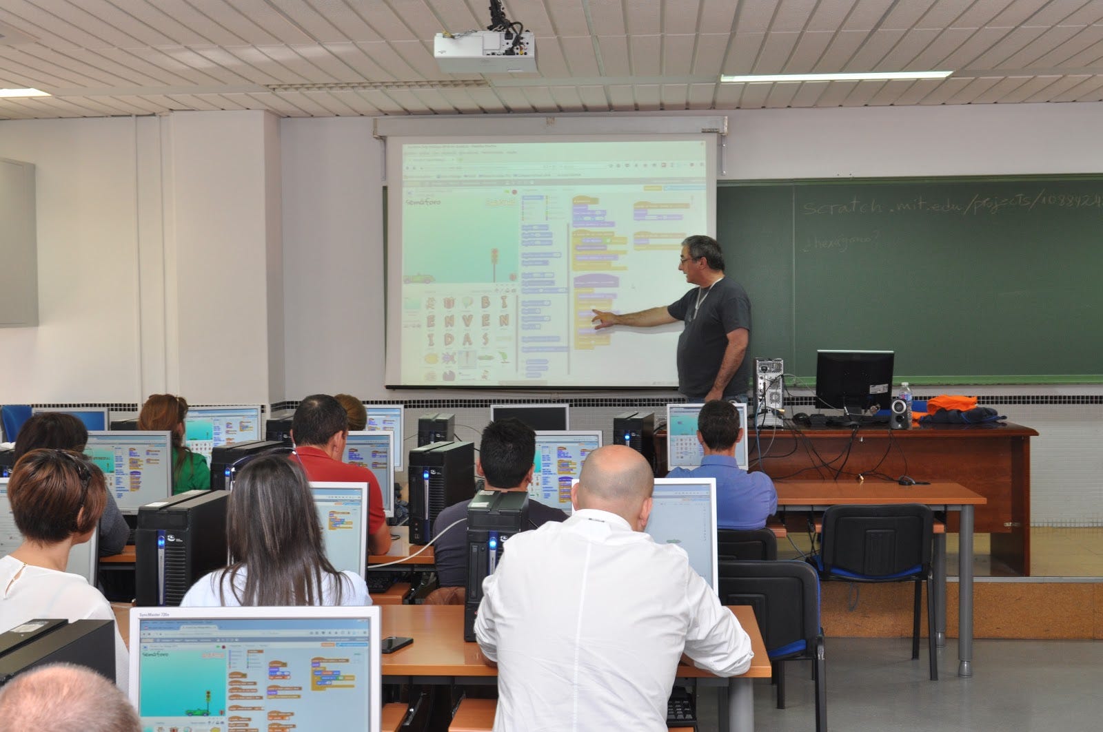 How to Host a Large Scratch Day. An interview with Scratch Day hosts ...
