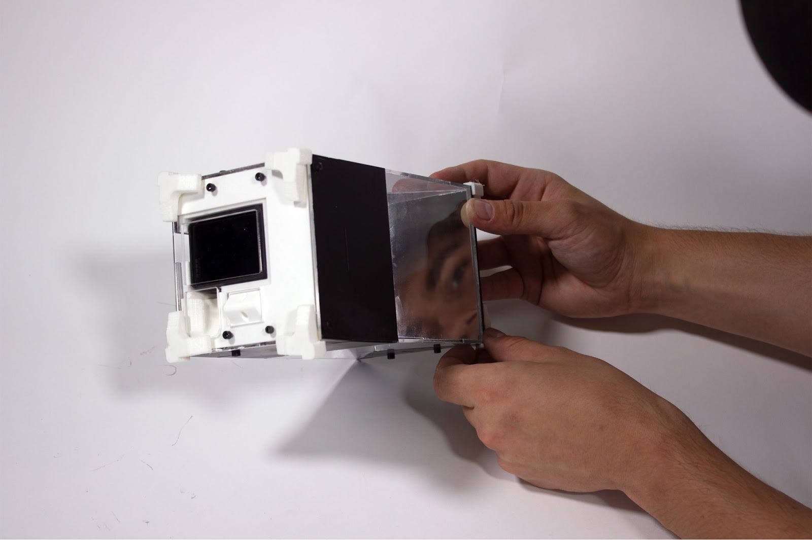 A Visual Zero-G Experience. An Optic experience of weightlessness | by ...