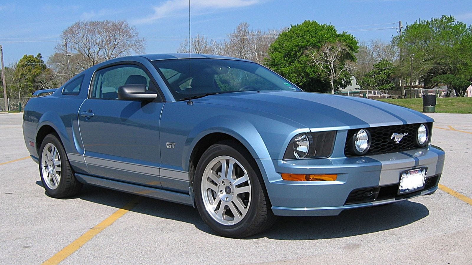 Fox Mustang vs. Fifth Generation Mustang | by Sam Maven | Motorious ...