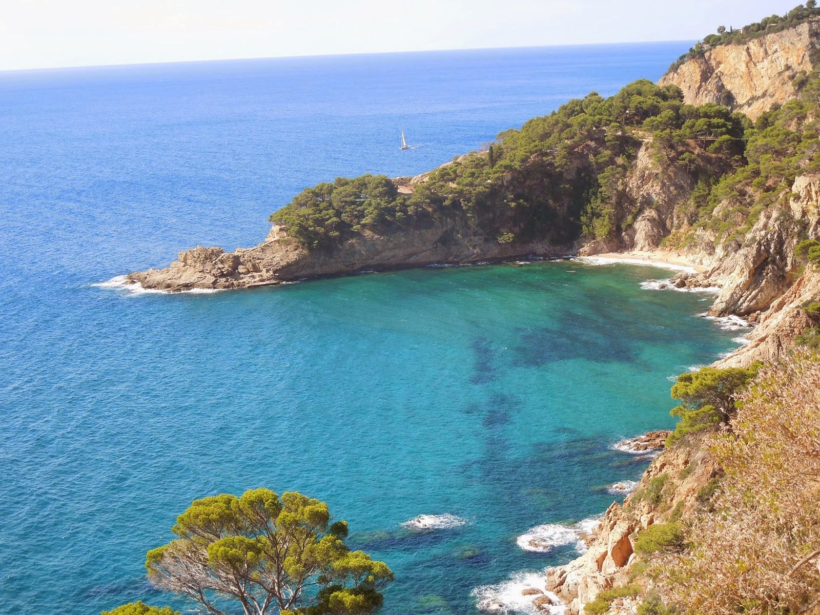 Las mejores playas y calas de la Costa Brava | by Gabriela Verdejo ...