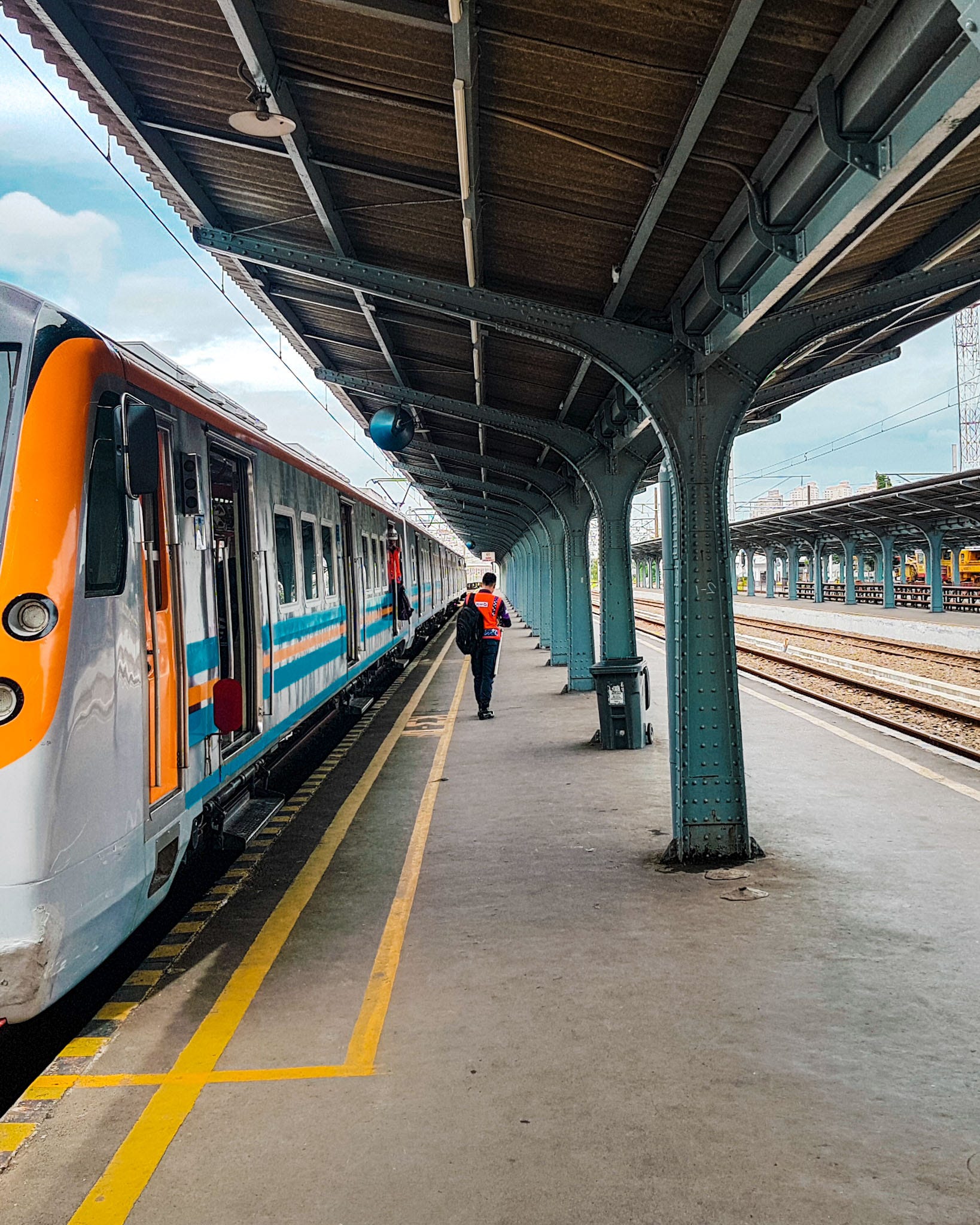 Stasiun kota, Tanjung priuk, Kampung bandan | by skinnymonkey ...