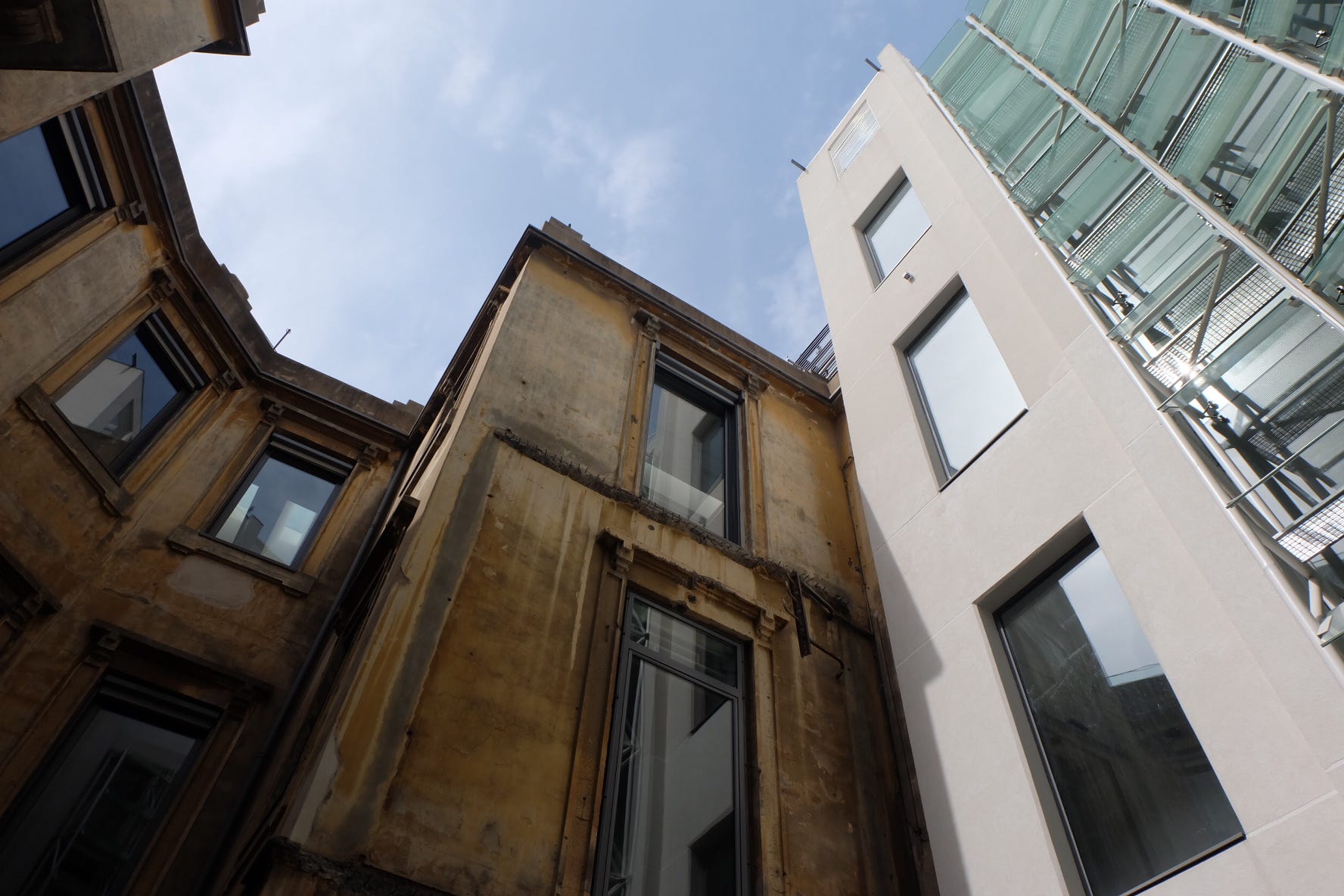 A Tour Inside Beit Beirut (That Beautiful Old Building on Sodeco That ...