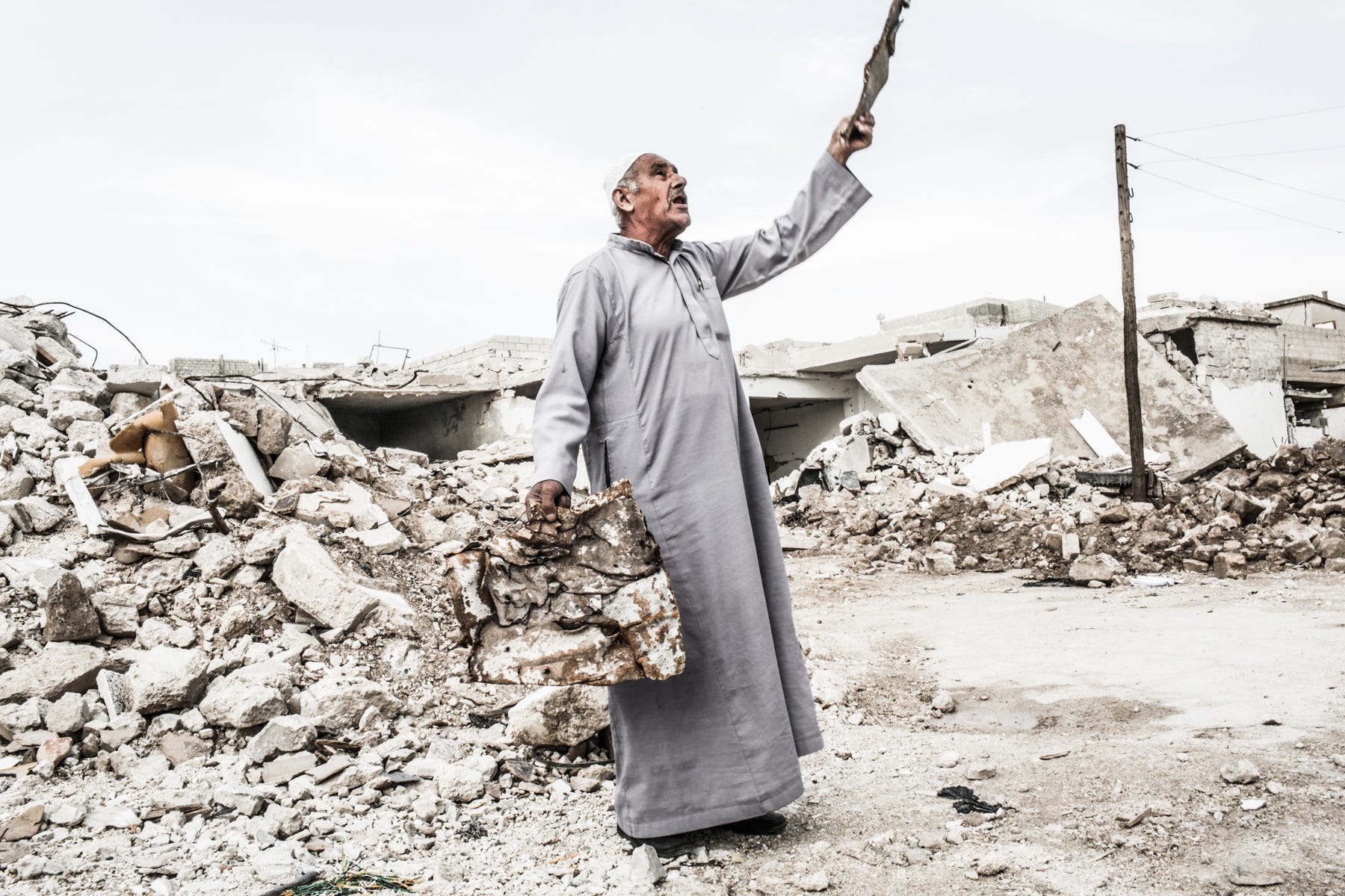 The Best Photography Exhibition Of 2015: ‘Conflict and Consequences’ at ...