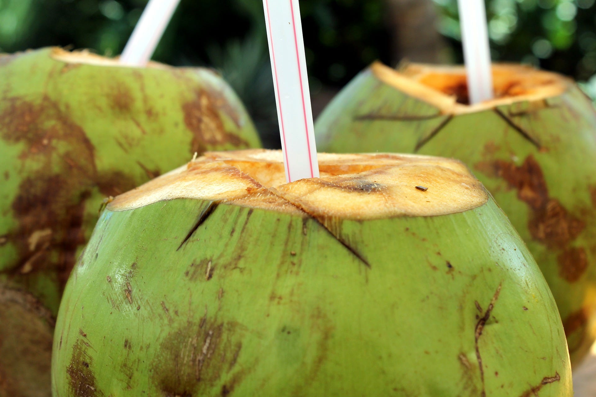 Trying tropical fruits in Hainan - Can Speak English - Medium