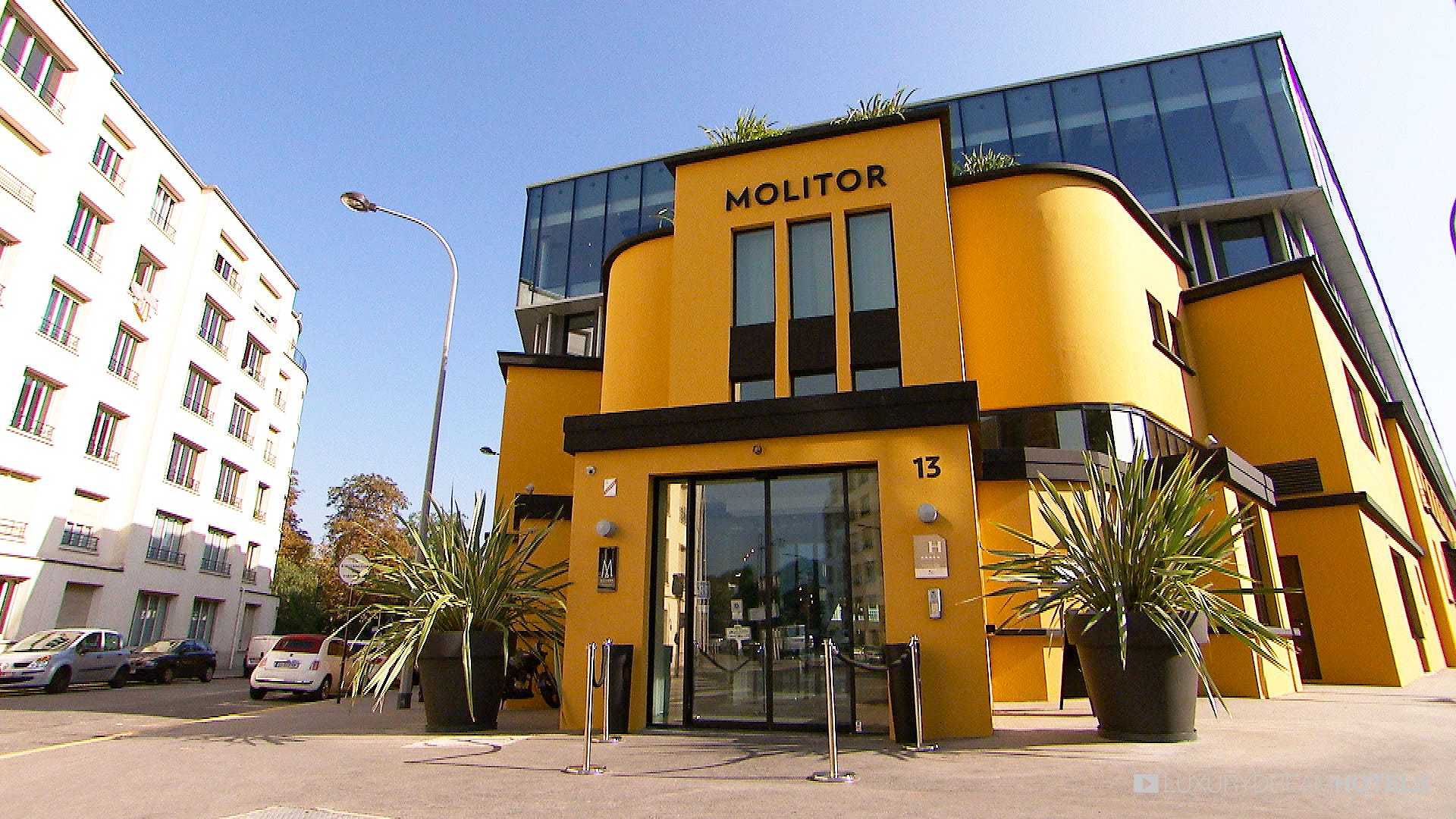 Les vies de Molitor. La première fois que le nom Molitor a… | by Hood ...