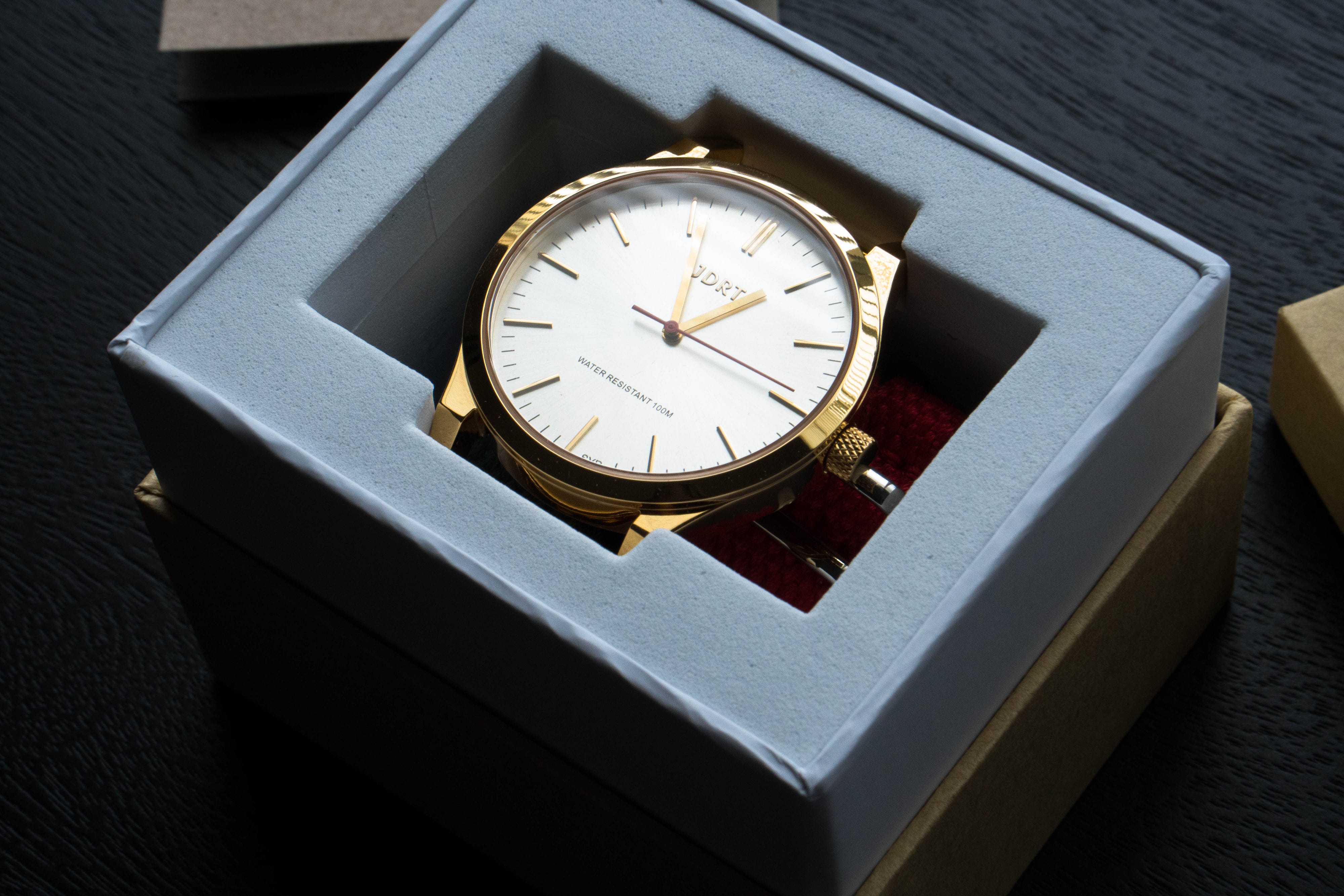 The Weekender Watch from JDRT Review | by Thor Schroeder | Mind Hungry ...