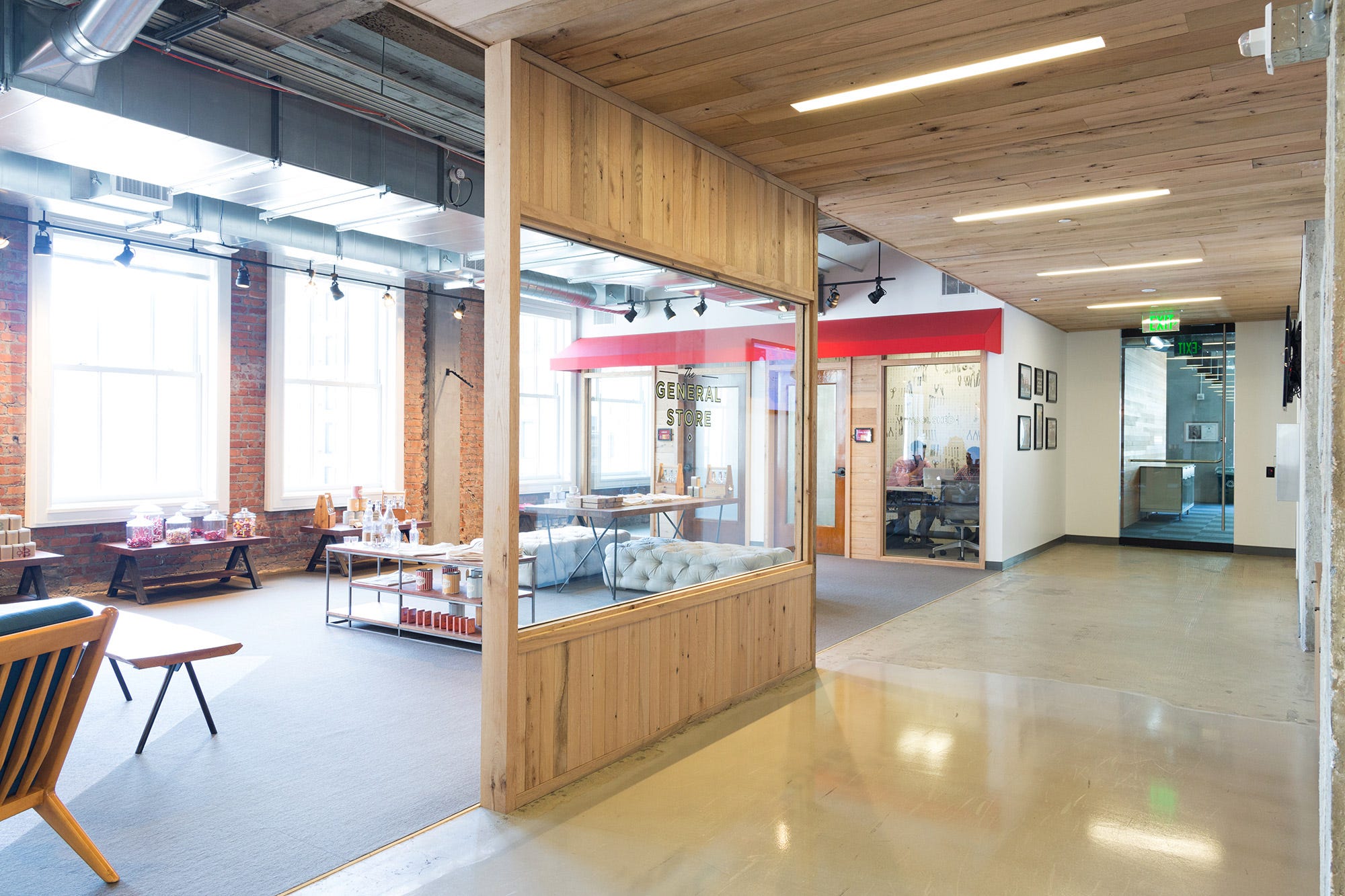Inside Yelp. One day. 140 Images. | by Darren Hull | Medium