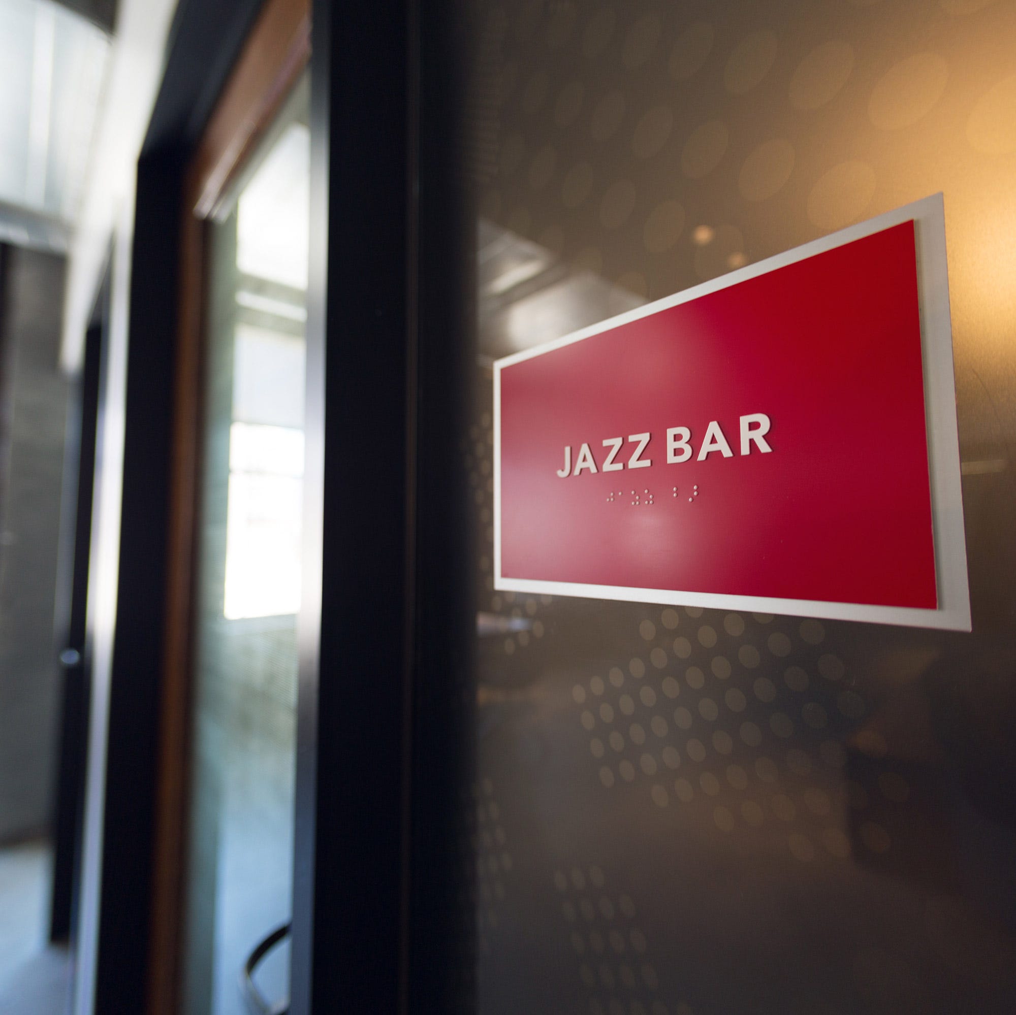 Inside Yelp. One day. 140 Images. | by Darren Hull | Medium