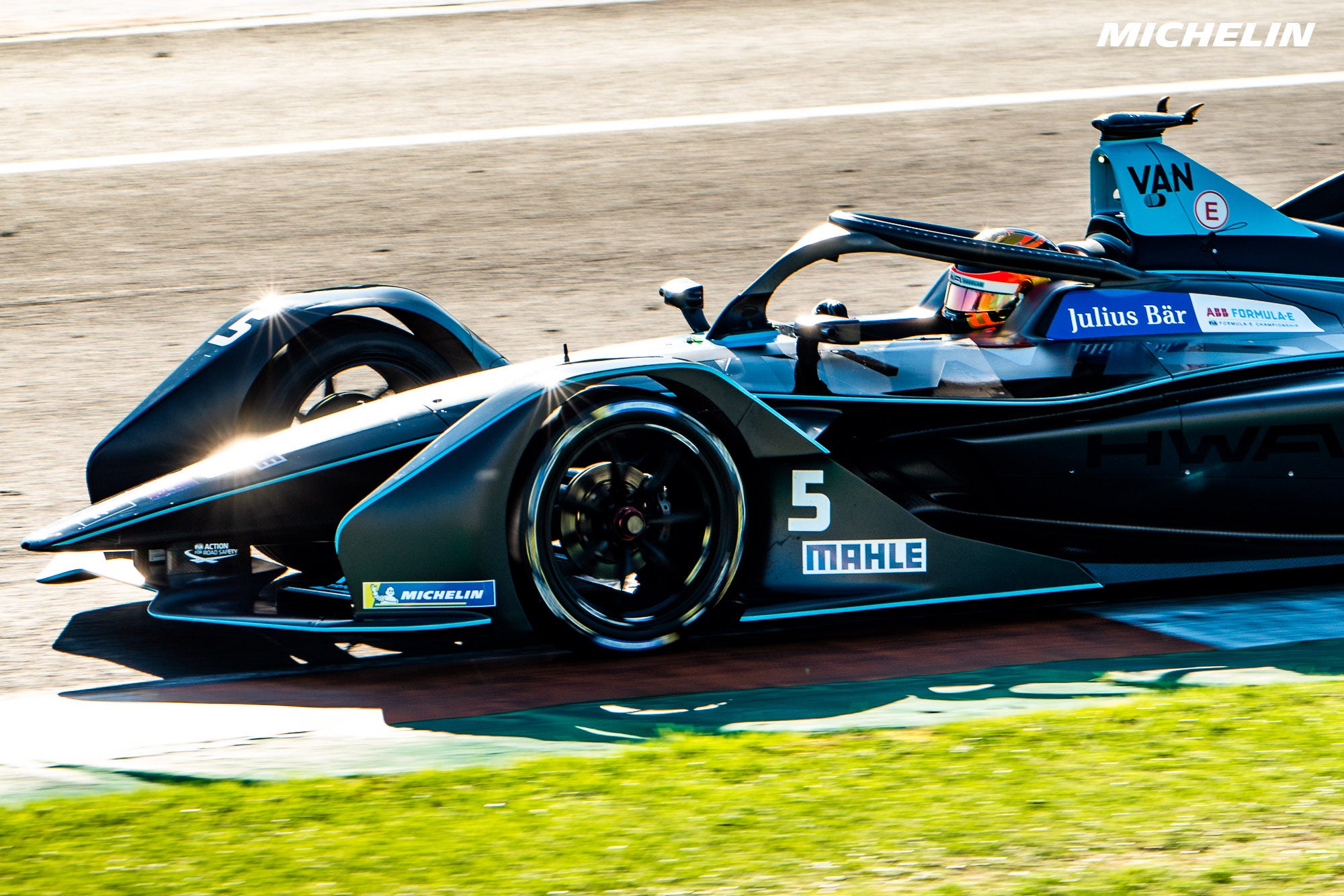 Formula E Liveries 2018–19: Worst to Best | by Stuart Garlick | Motion ...