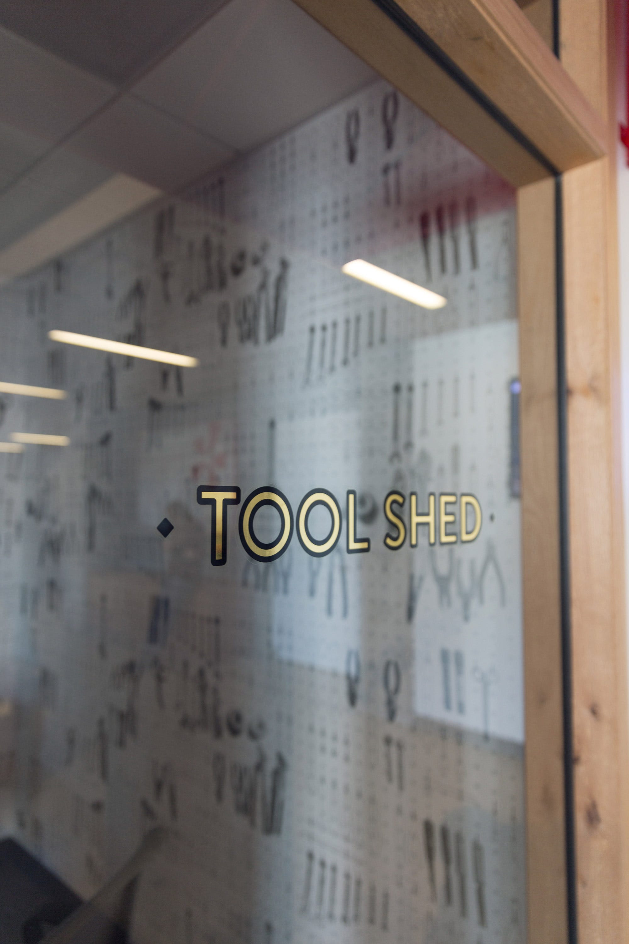Inside Yelp. One day. 140 Images. | by Darren Hull | Medium