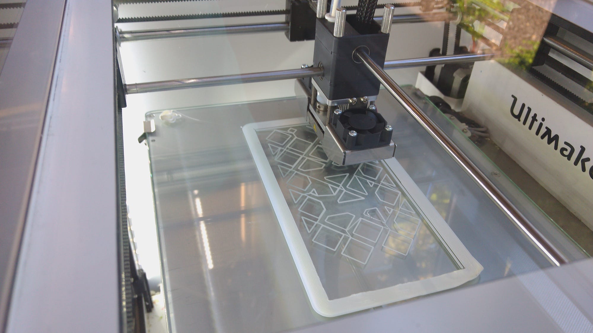 A digital quartz clock from scratch - Erik van Zijst - Medium