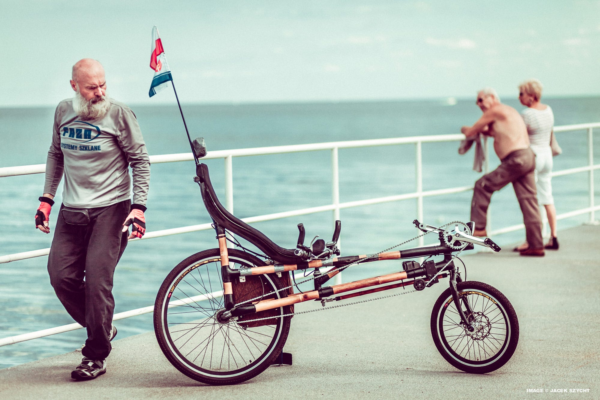 Rower z brodą w Gdyni. Reinventing the wheel | by Jacek Szycht ...