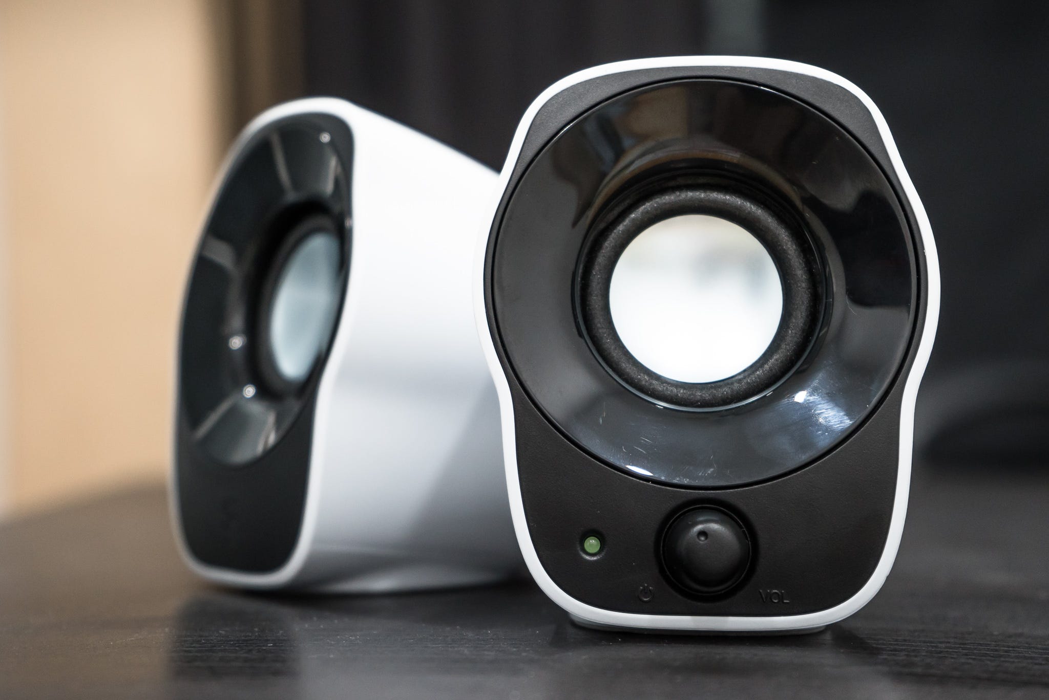 Budget Portable Speakers Review. A comparative review of light and ...