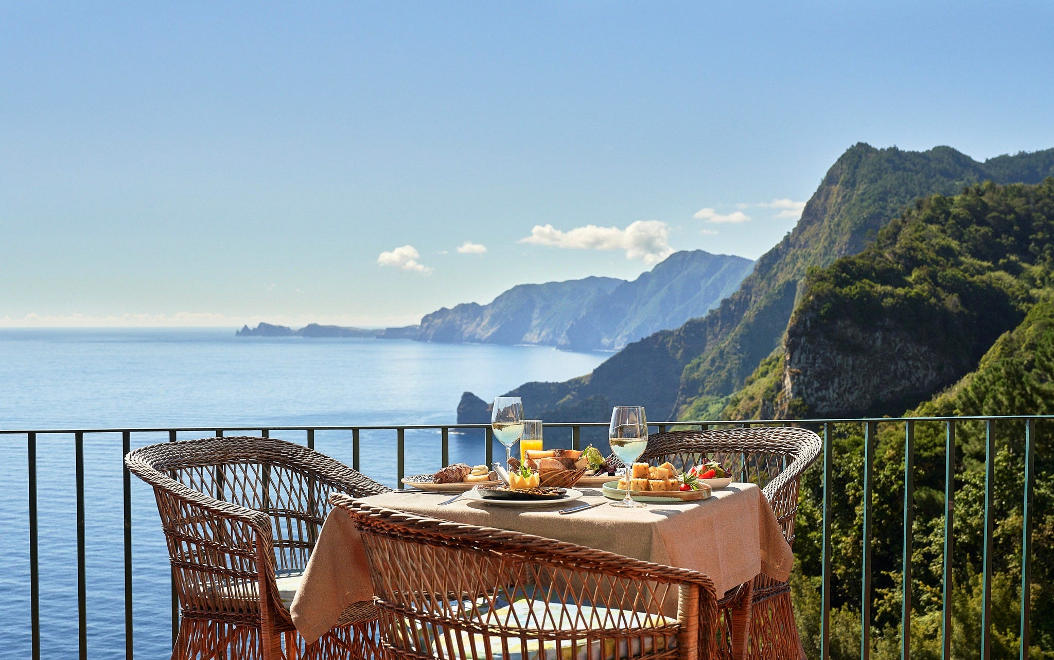 Roteiro Madeira: 7 Restaurantes que tens mesmo de conhecer | by zomato ...