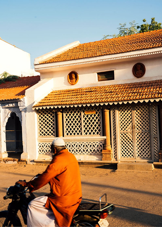 Inside Bhuj, an Indian Craft Capital Where You Can Learn Millennia-Old ...