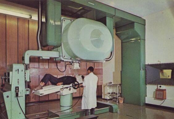 Early days-Kilo voltage Treatment Machines: Radiotherapy Machines #2 ...