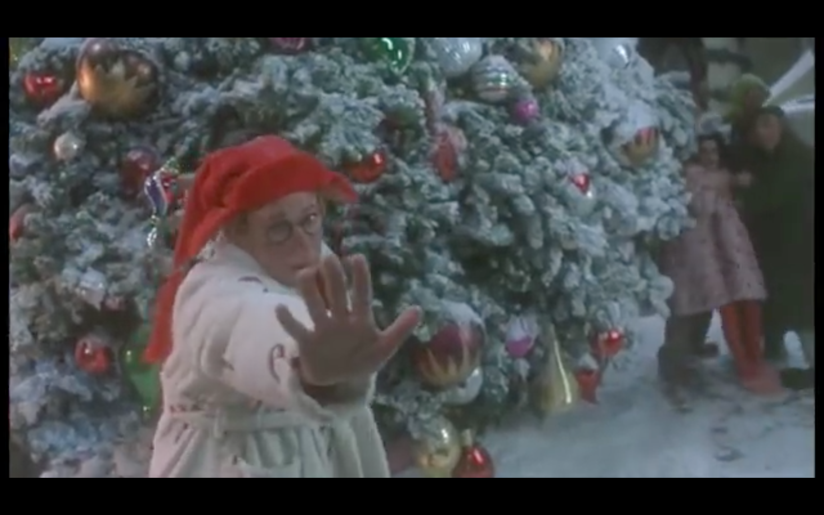 9 Film Frames. How The Grinch Stole Christmas (2000) | by Amy Kober ...