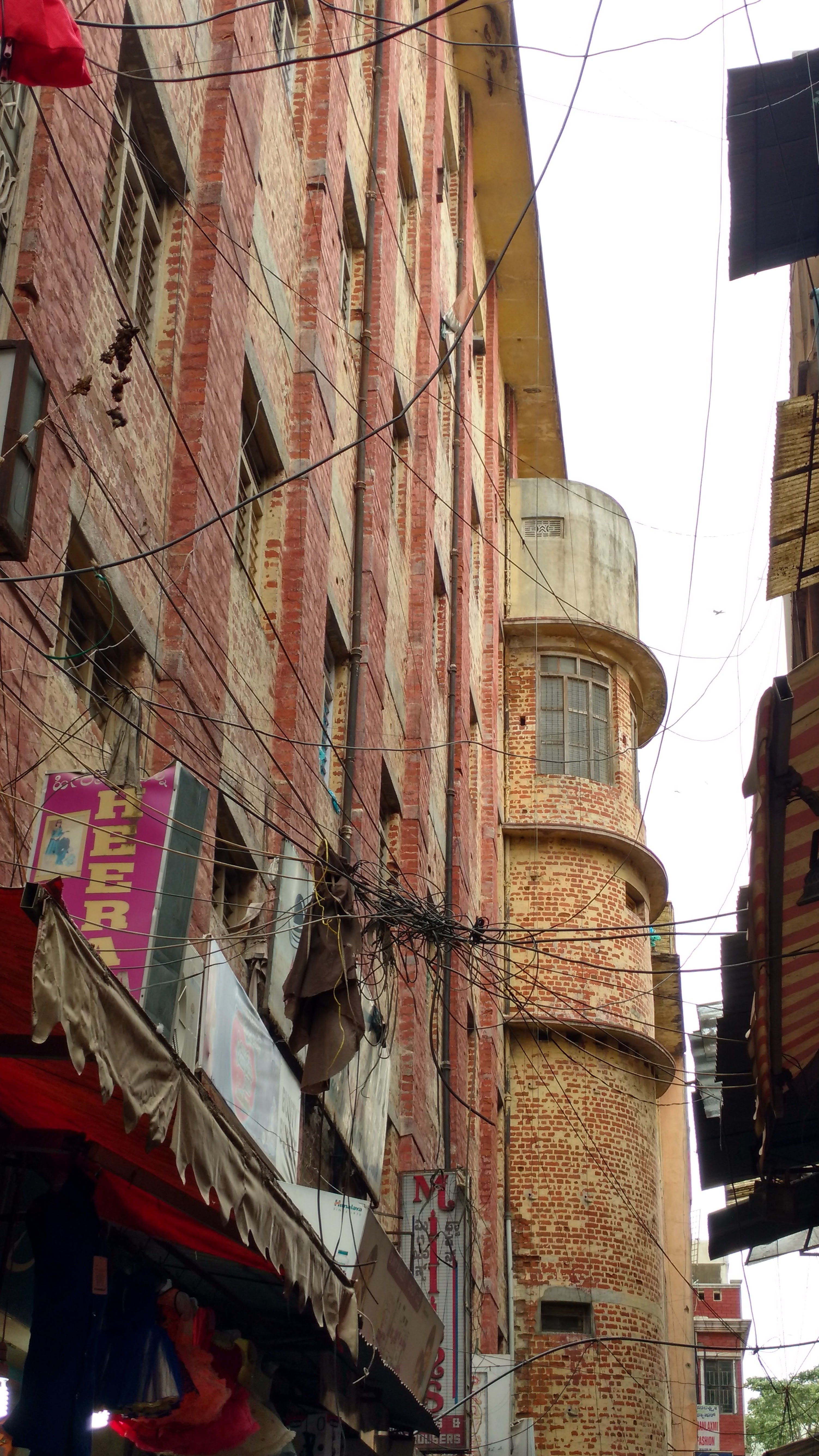 Bengaluru Diaries #1: Chikpet and City Market | by City Rhythm | Medium