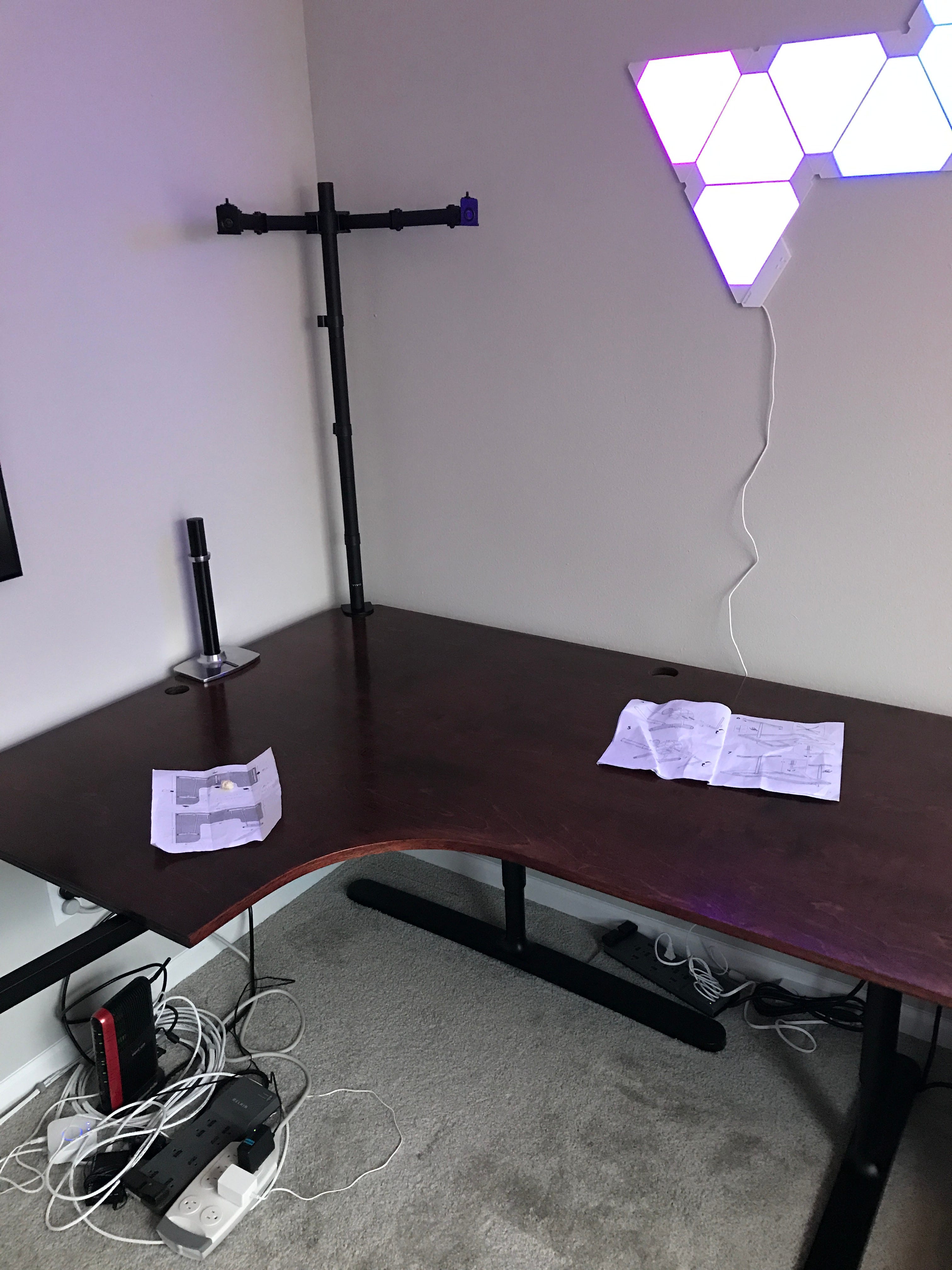 Project Desk / Project Office. Project Desk | by Matt Edmunds | TinyUX ...