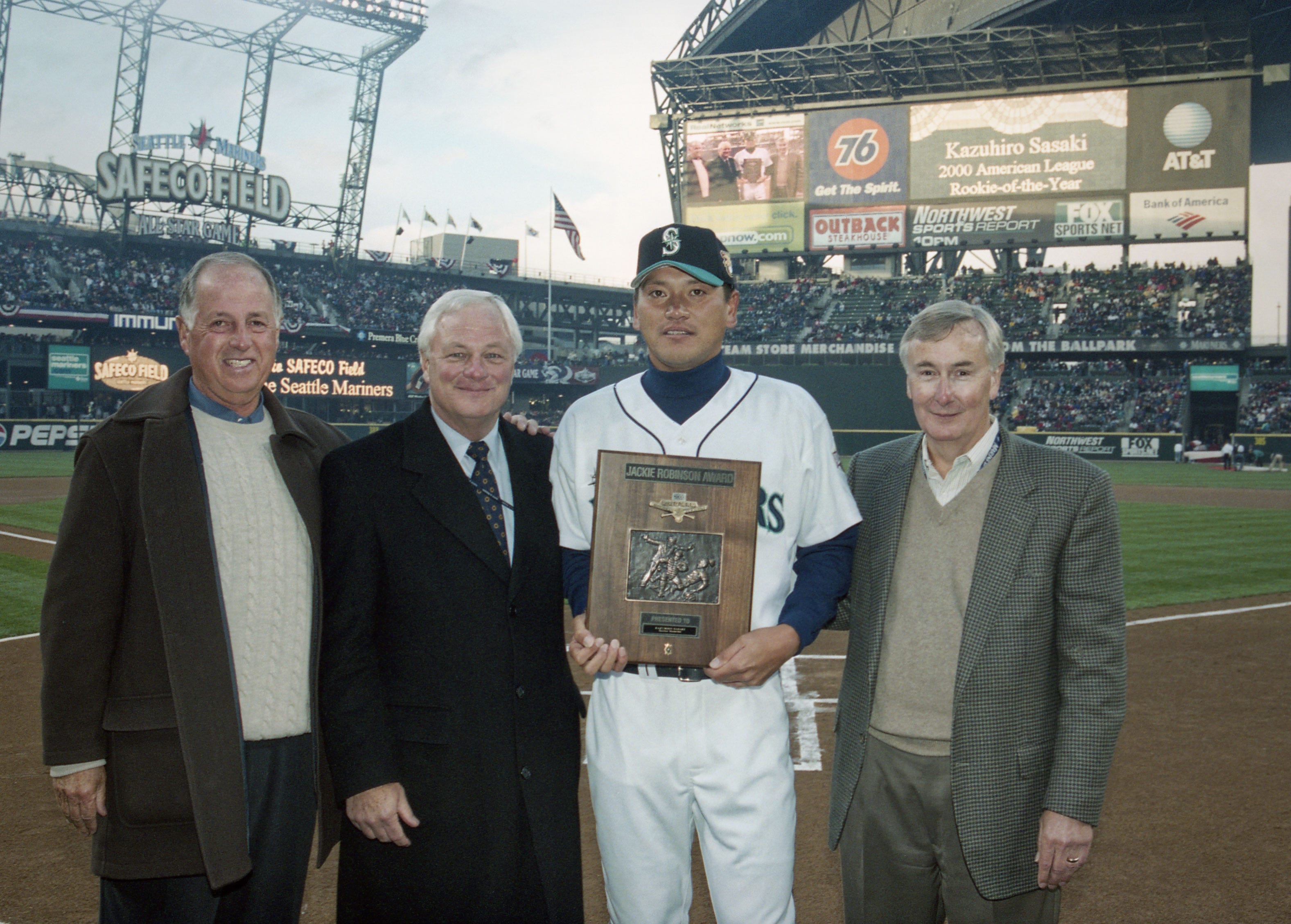 Classic Mariners Games: April 2, 2001 | by Mariners PR | From the ...