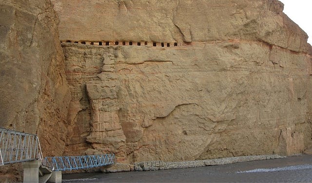 The Mystery of the 14,000-Year Old Man-made Sky Caves in Mustang Nepal ...