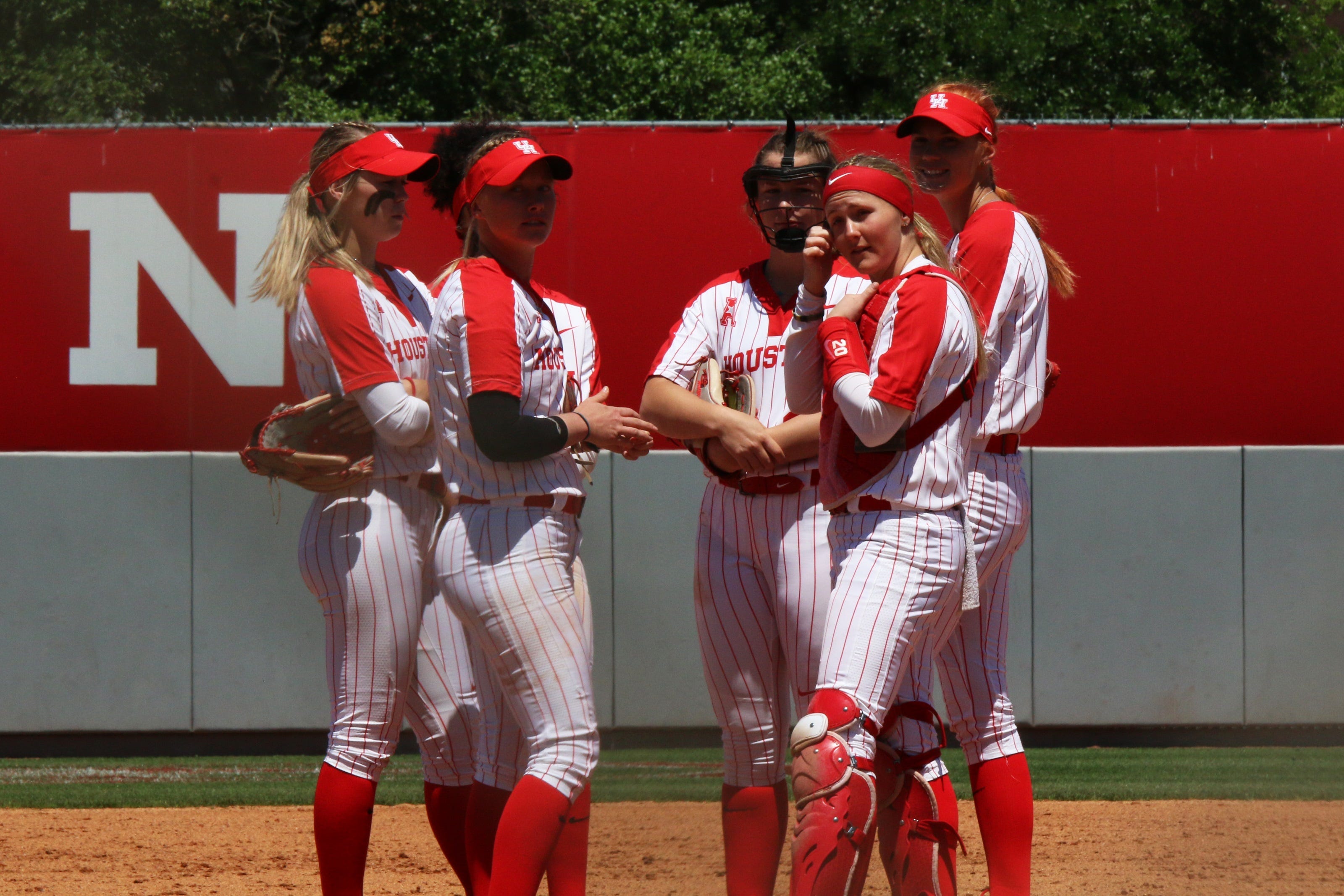 UH softball fighting for a title shot | by Andres Chio | Valenti Voices ...