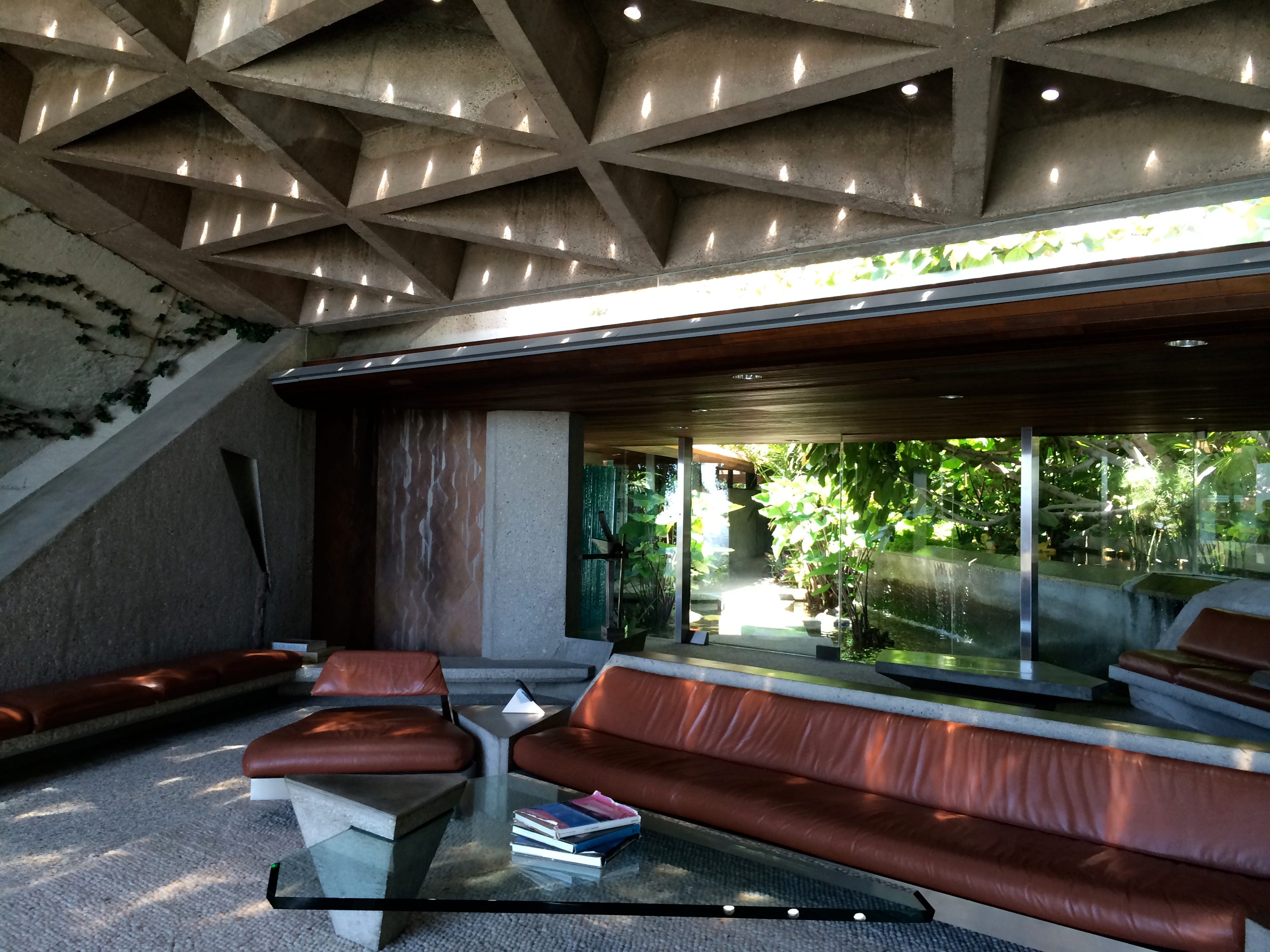 A Tour of Lautner’s Sheats Goldstein Residence | by Erin Mitchell | Medium