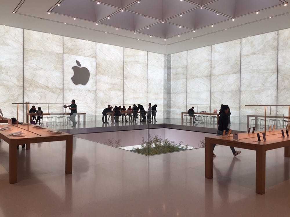 Apple Store Macau — A Sight To Behold! - Hong Kong Diaries - Medium