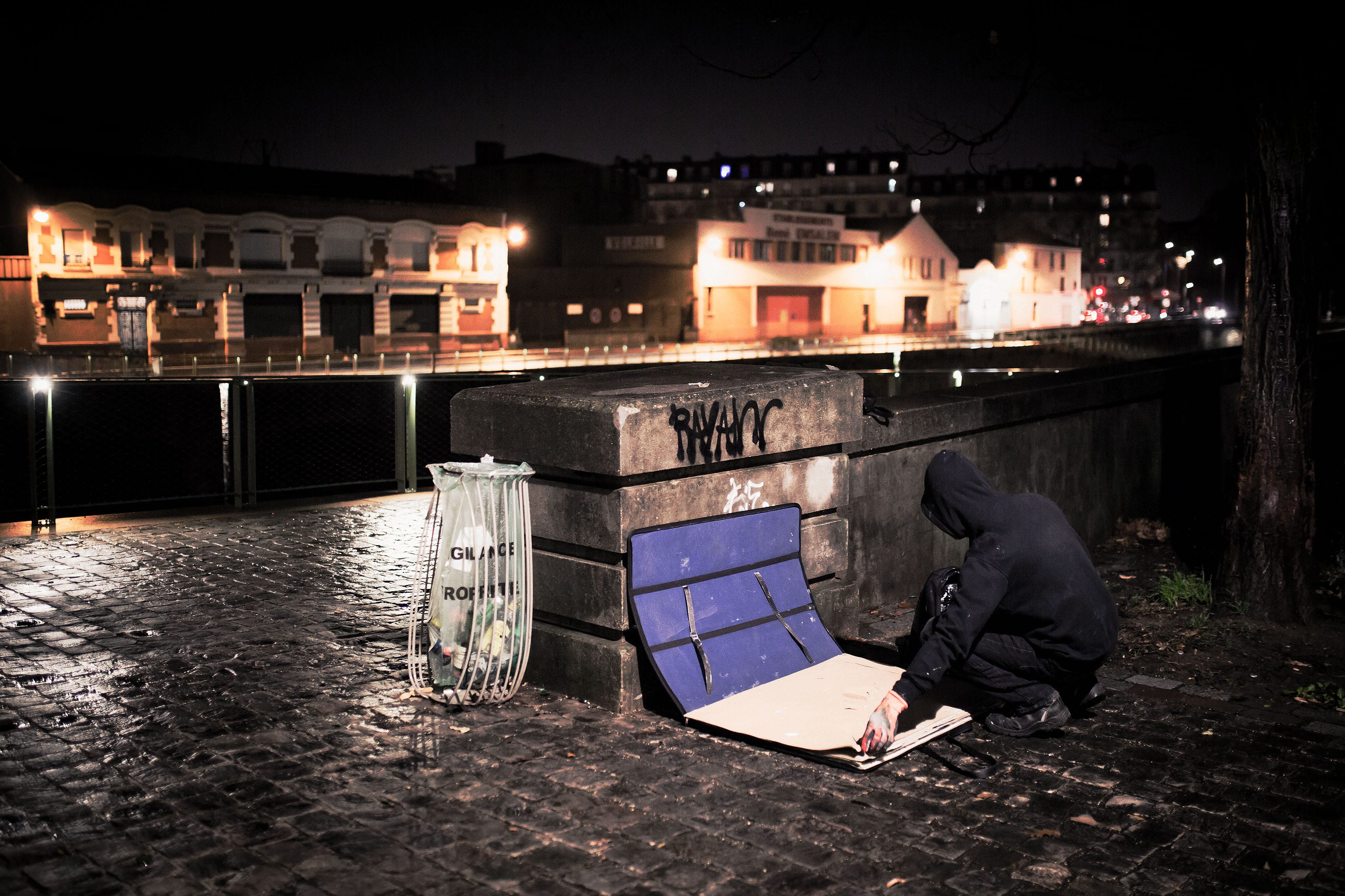 Paris: expectations vs reality. Our world is deeply mediated. Most of ...