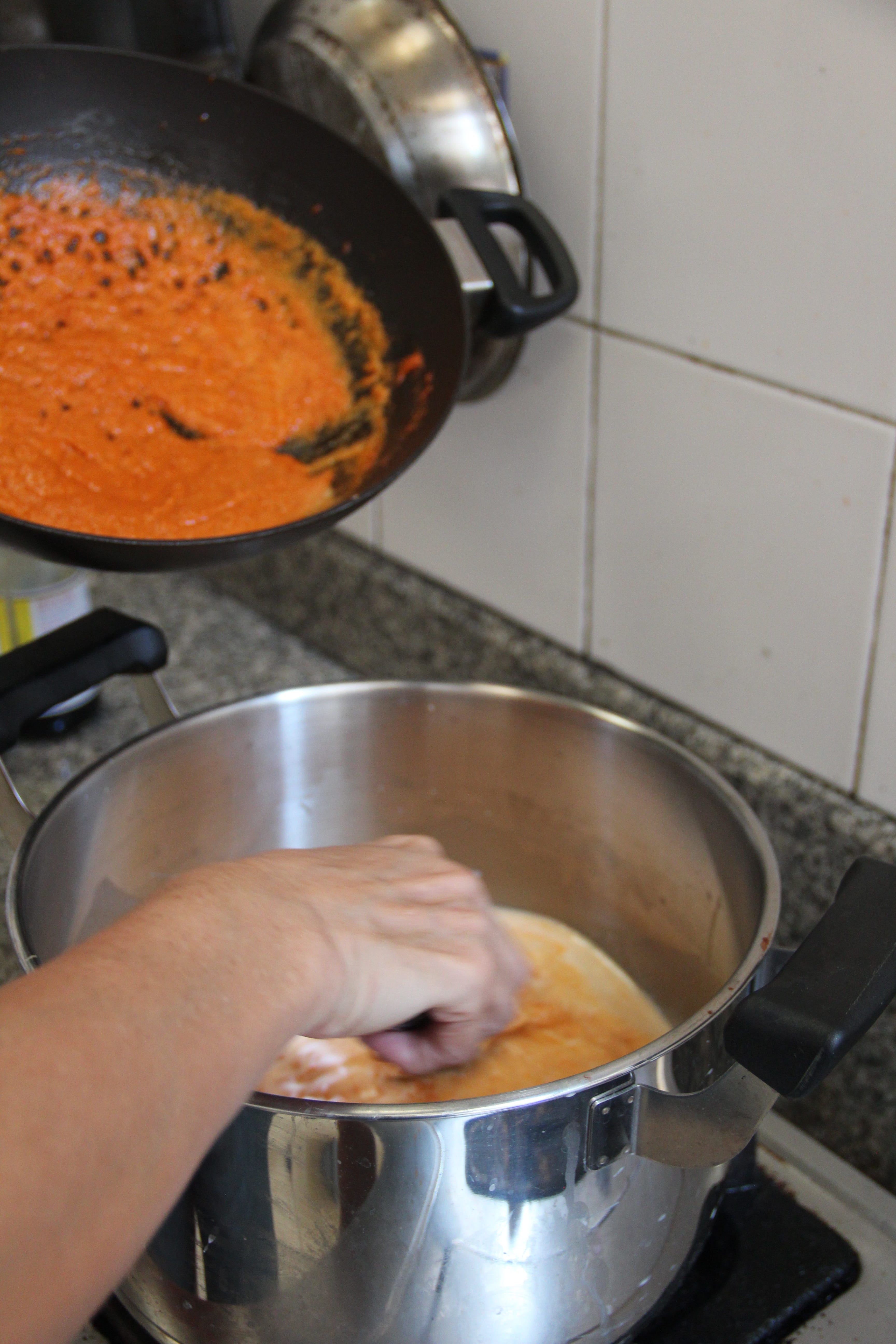 Kanom Jeen Namya. Creamy curry with rice vermicelli will… | by Nuntinee ...