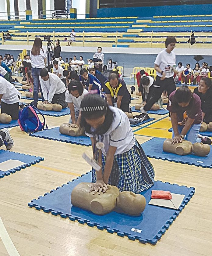 DOH, heart doctors spearhead mass CPR training | by Healthforce ...