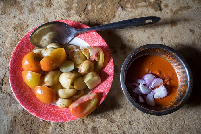 In pictures: Rohingya families rediscover the joy of mealtimes | by ...