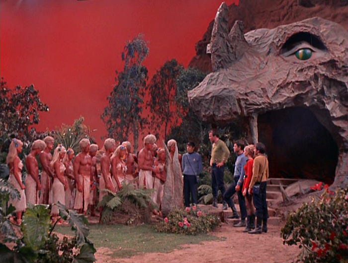 Star Trek 2x05 “The Apple”. Star Trek 2x05 “The Apple”… | by Alfredo ...