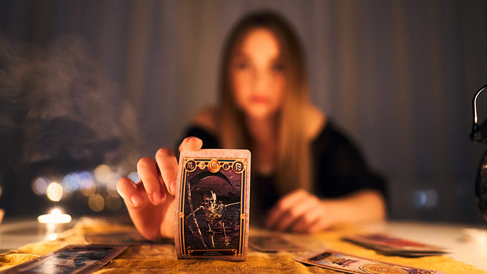 How to predict the future with playing cards