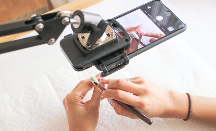 Our Favorite Smartphone Camera Arm | by Lably (Instructors) | Medium