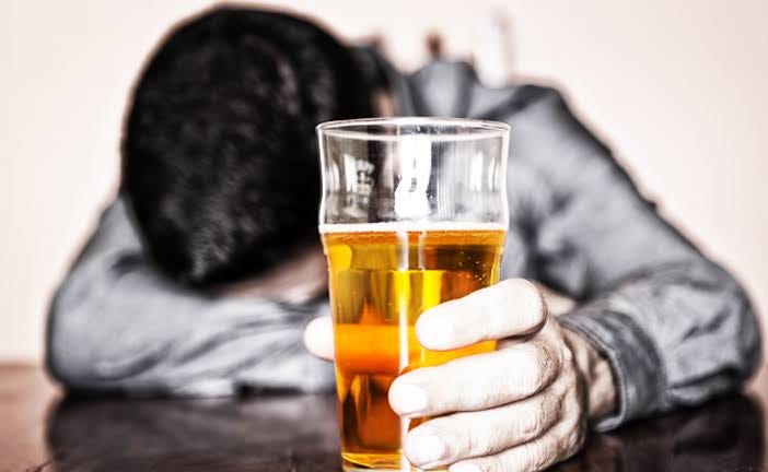 How it’s like to have a drunkard father? | by aryan dwivedi | Medium