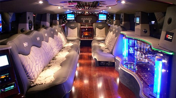 Rich Limos - The Best Limo Service in Toronto | by Toronto Rich Limo ...