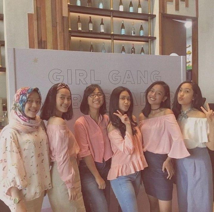 Keluar dari Zona Nyaman dengan Nyaman (Journey as Emina Girl Gang Ambassador Batch 2) | by ...