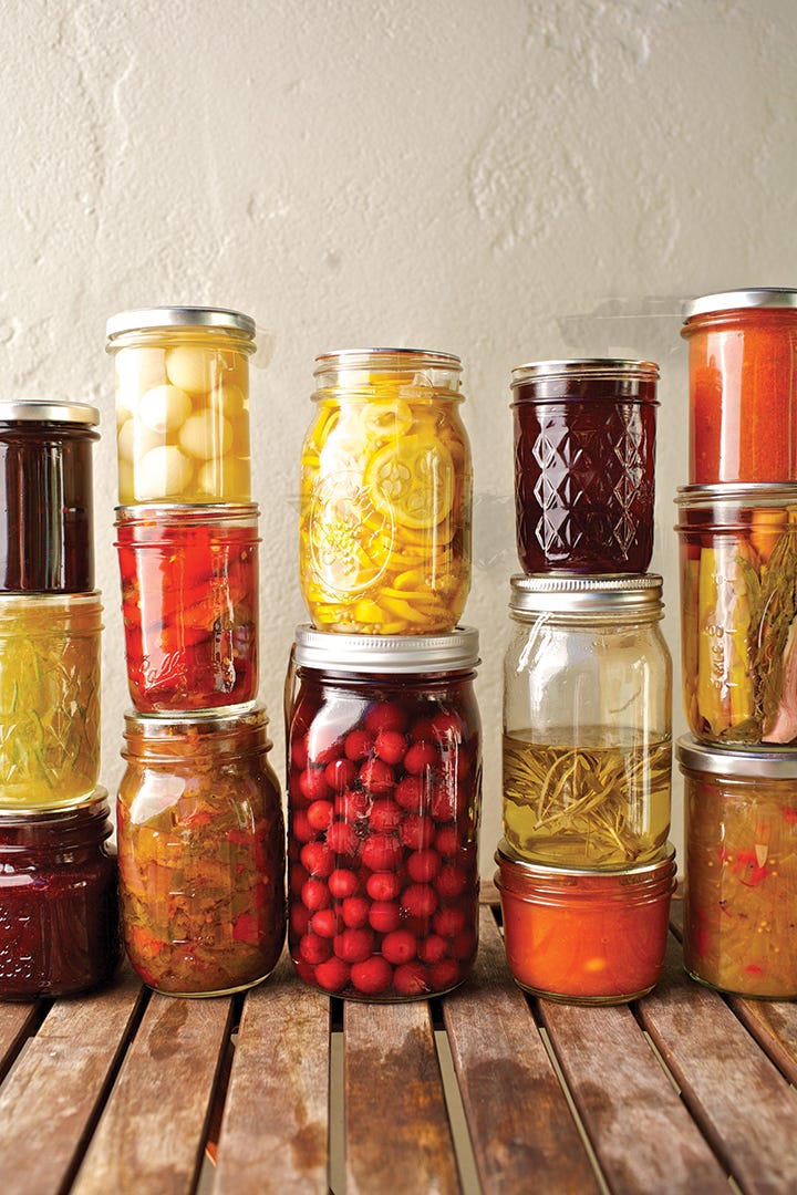 I Placed a Jar in Tennessee. A peculiar case of reinvention through ...