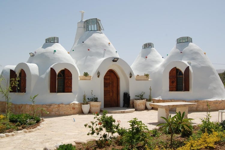 Superadobe: construcción ecológica en Jalisco | by EnviroPress | # ...