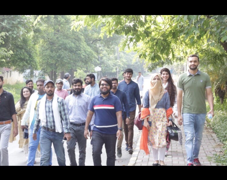 Mein Chali Mein Chali, Dekho Amal ki gali.. | by Uswah Muttehira | Medium Mein Chali Mein Chali, Dekho Amal ki gali.. | by Uswah Muttehira | Medium
