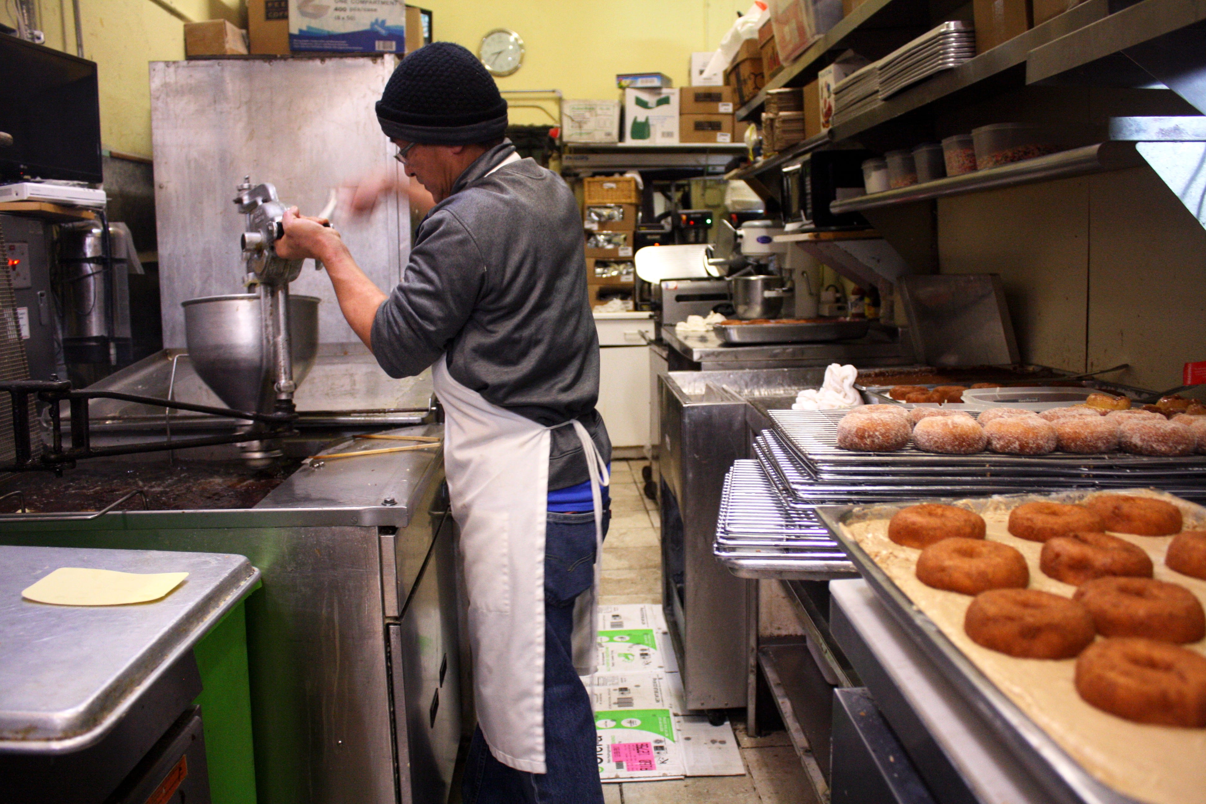 Dream Fluff: The Donut Shop that Never Sleeps | by Alicia Kim ...