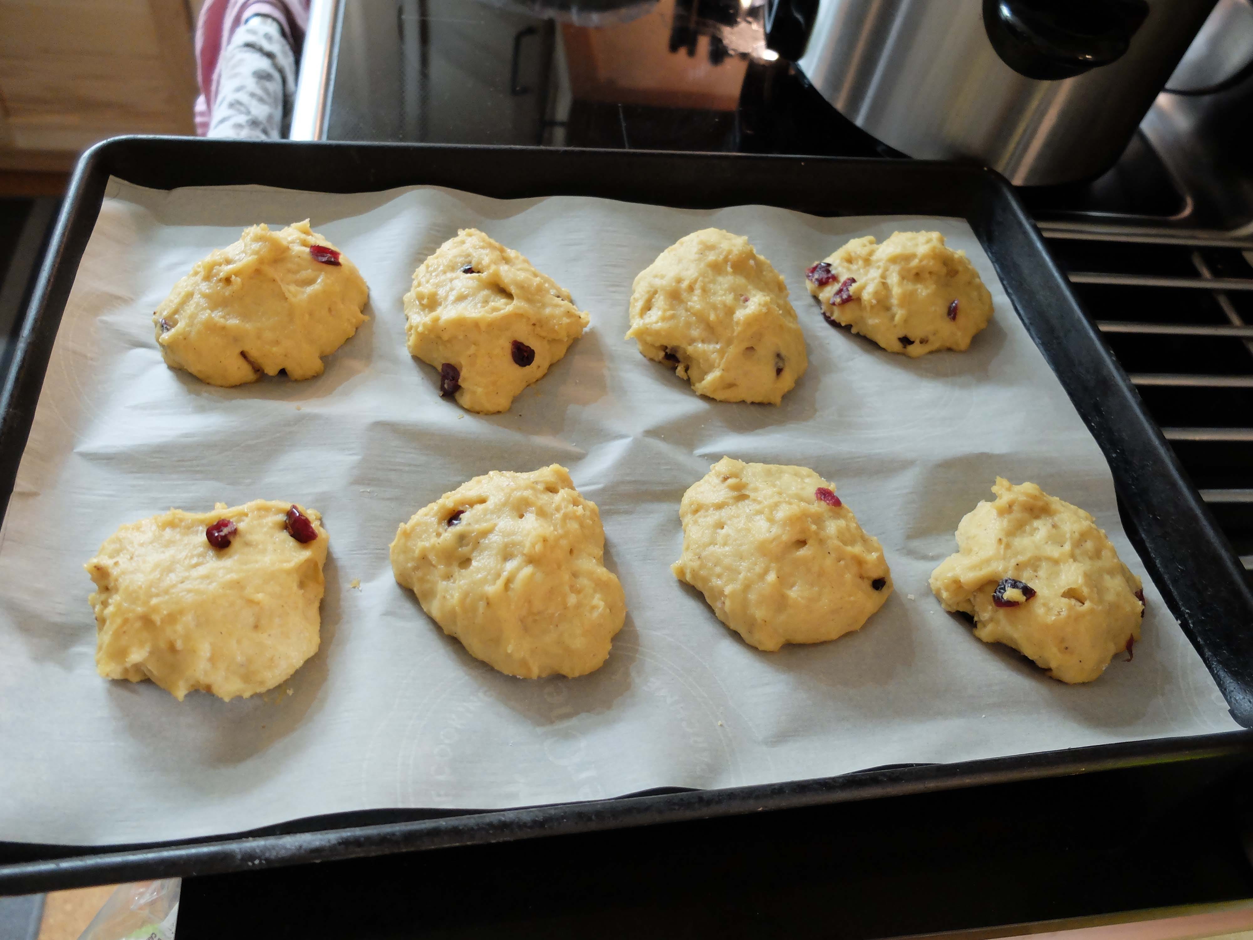 Banana Buns a la Alan Asnen. Yummy Guilt-free Snacks | by Louise ...