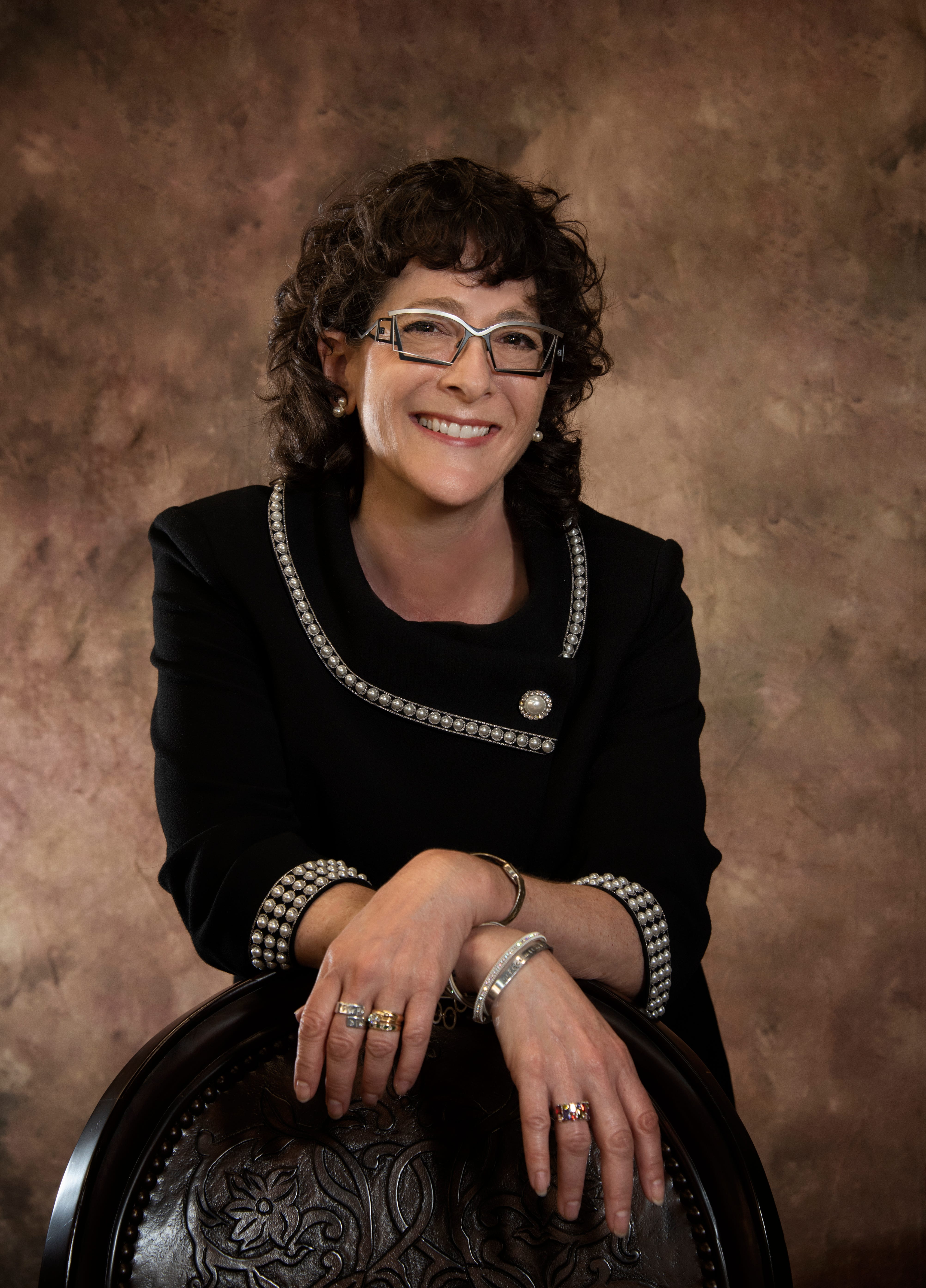 Author Diane Helbig: Giving Feedback; How To Be Honest Without Being ...