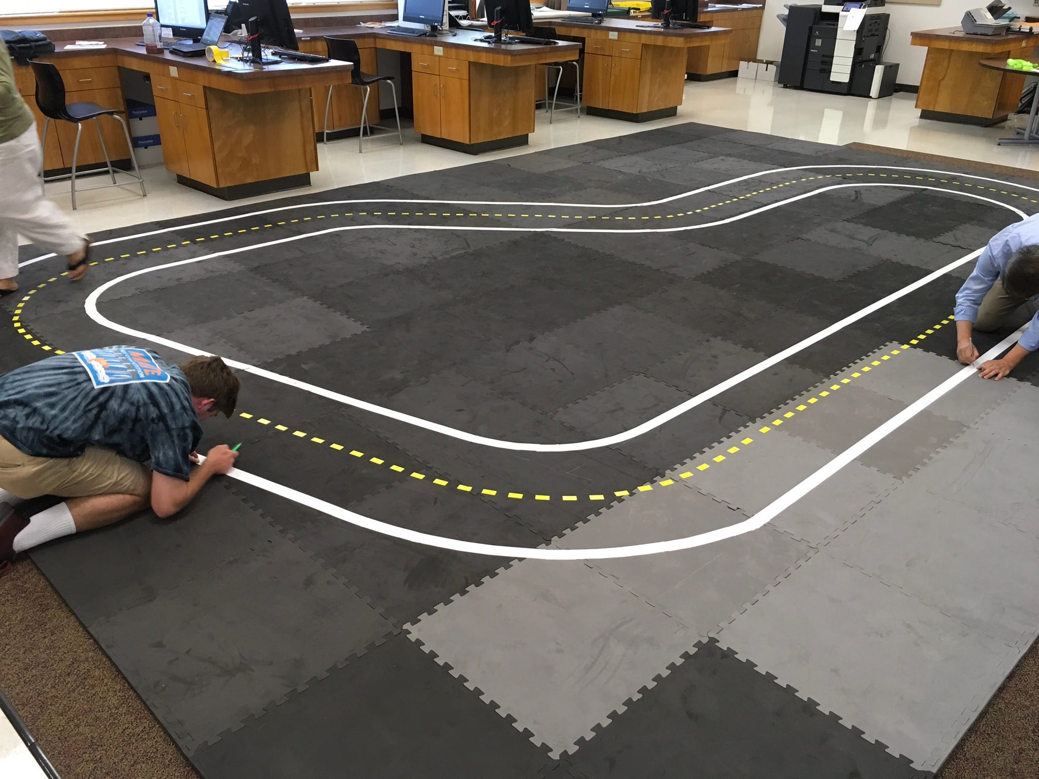 Guide to Creating a Full re:Invent 2018 DeepRacer Track in 7 Steps | by ...